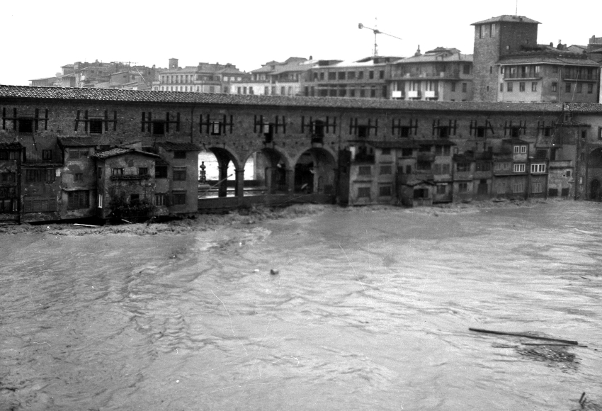 innondation florence 2 – Un souffle d'histoires